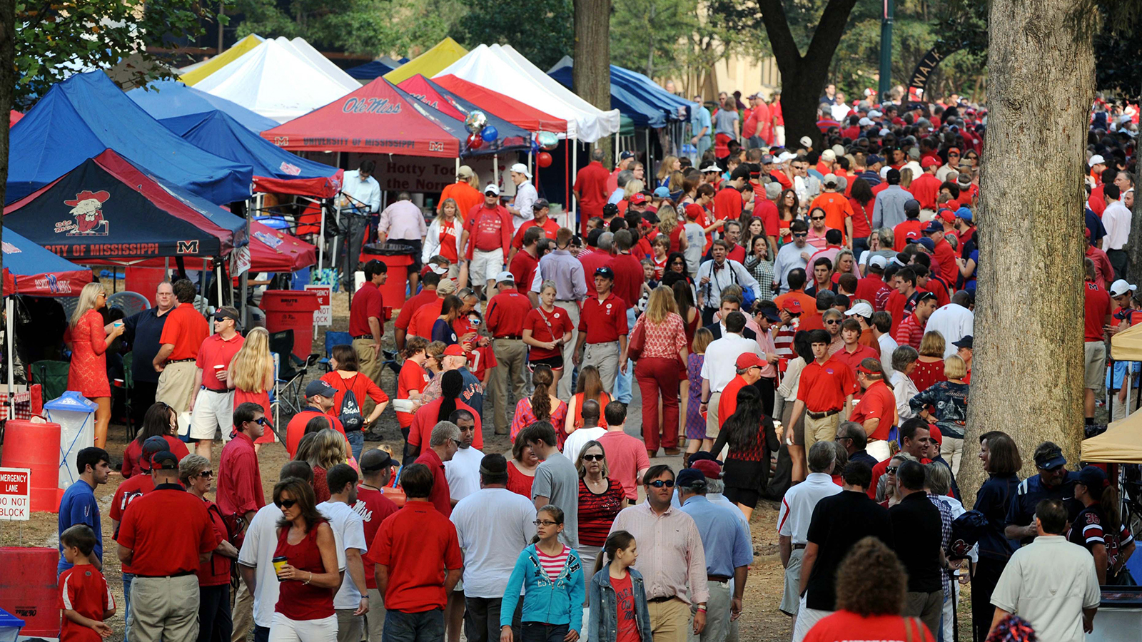 10 Best College Football Tailgating Destination Games Of 2021