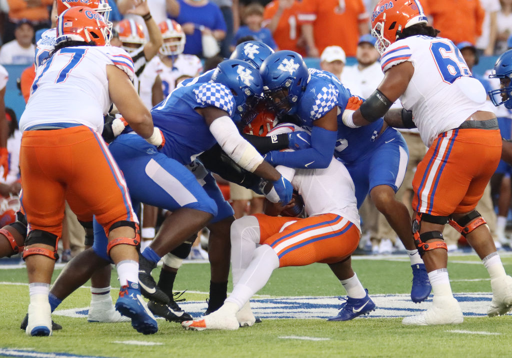 Watch: Kentucky Blocks Florida FG And Takes It To The House | OutKick