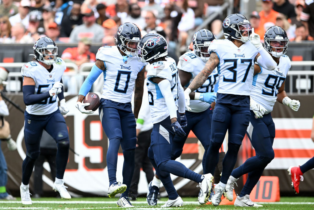 Titans Defense Breaks Out 'Tea Time' Celebration After INT | OutKick