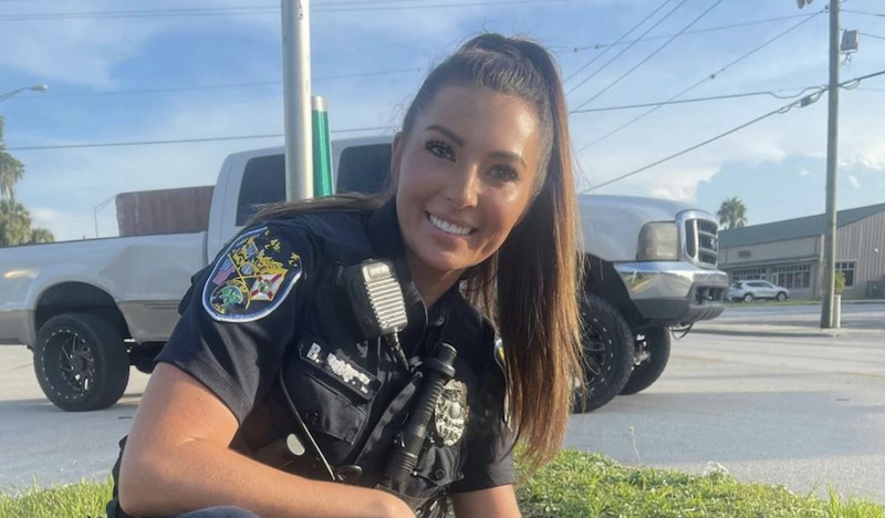 Kate Upton In Lingerie For The First Time In A Long Time, Hawk Lands On ...