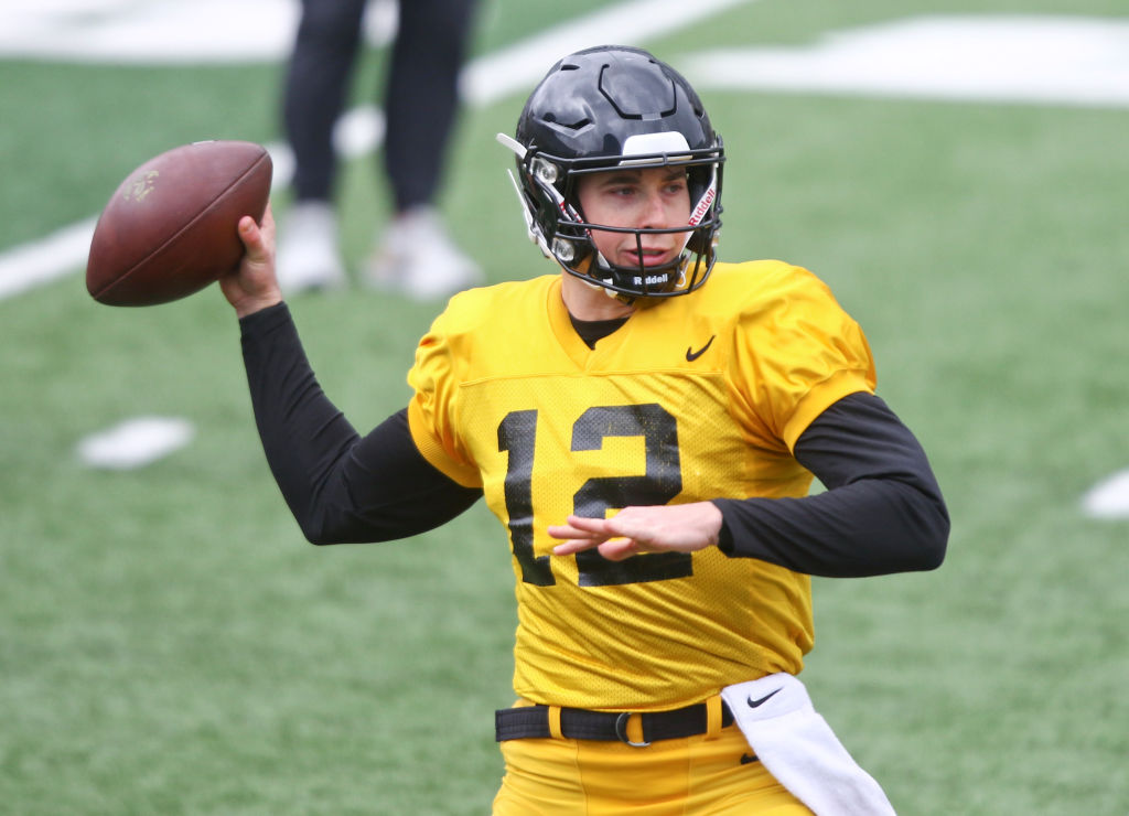 Cade McNamara's Dad 'Uncomfortable' With Michigan QB Battle | OutKick