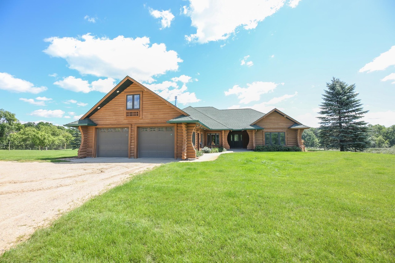 Buy Brock Lesnar's Minnesota House That Includes A Great Man Garage ...