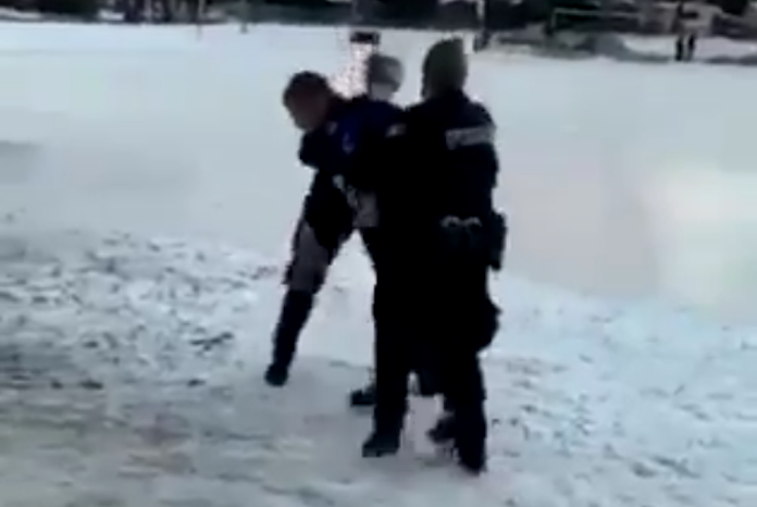 Canadian Police Raid Outdoor Hockey Game For Violating COVID Rules ...
