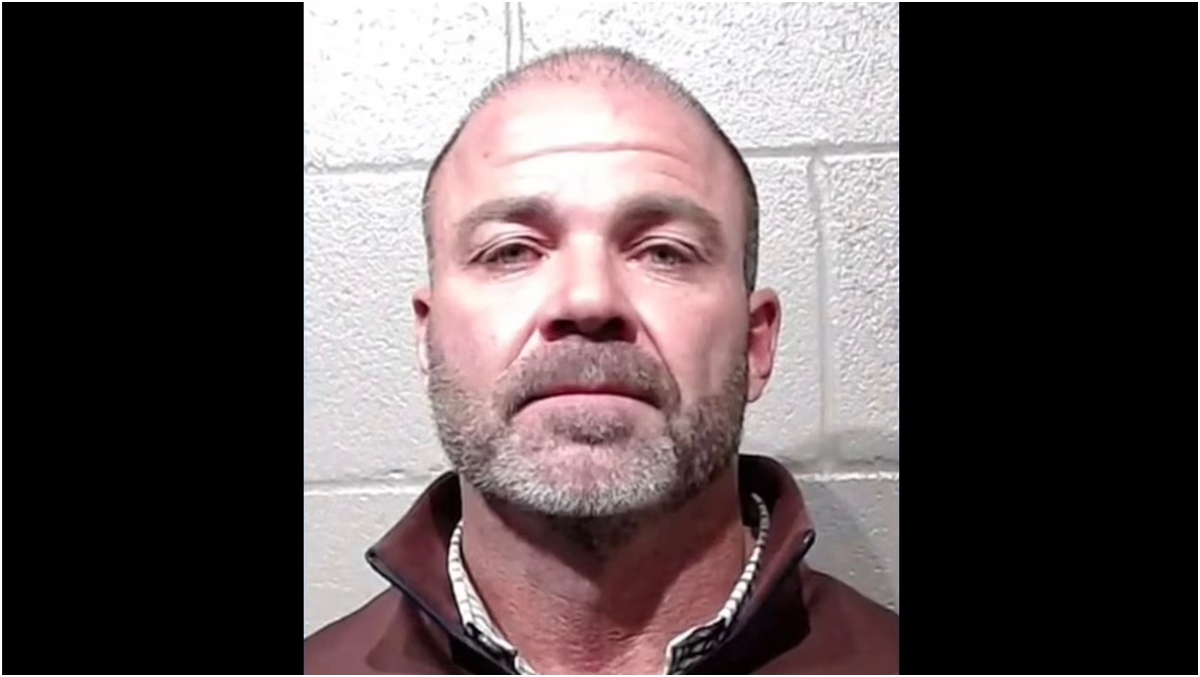 Oklahoma Cop Arrested For Alleged Sex Toy Store Beatdown - outkic