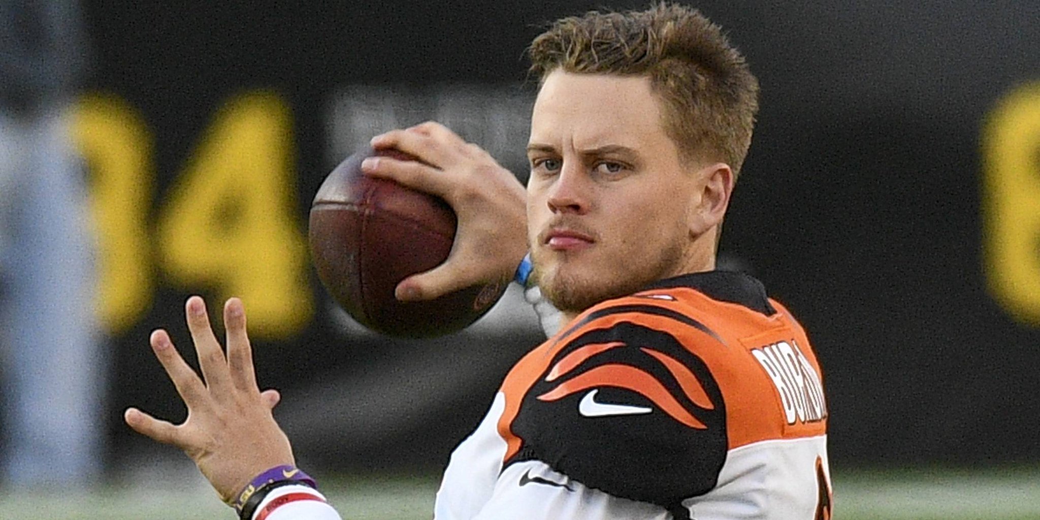 Bengals QB Burrow Returns To The Practice Field; Set To Return For Week ...
