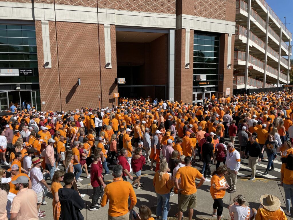 Tennessee Fans Are Fired Up For Biggest Home Game In Nearly 25 Years ...