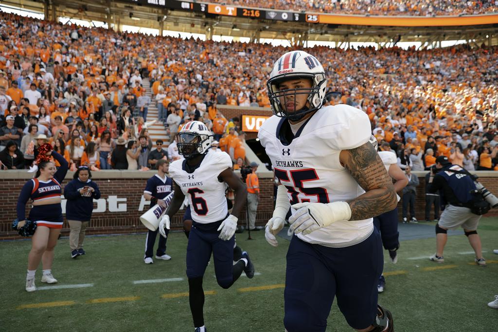 Tennessee Fans Help UT-Martin Player After Hurricane Destroys Home ...
