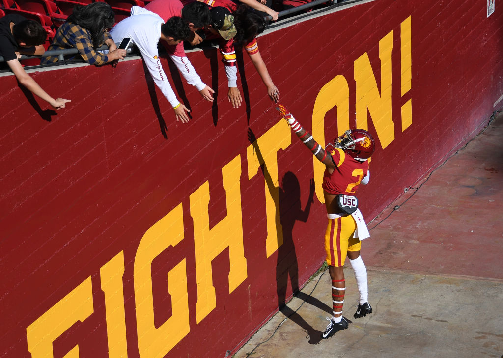 USC Fans, Donors Go Against School's Wishes To Start An NIL Collective ...