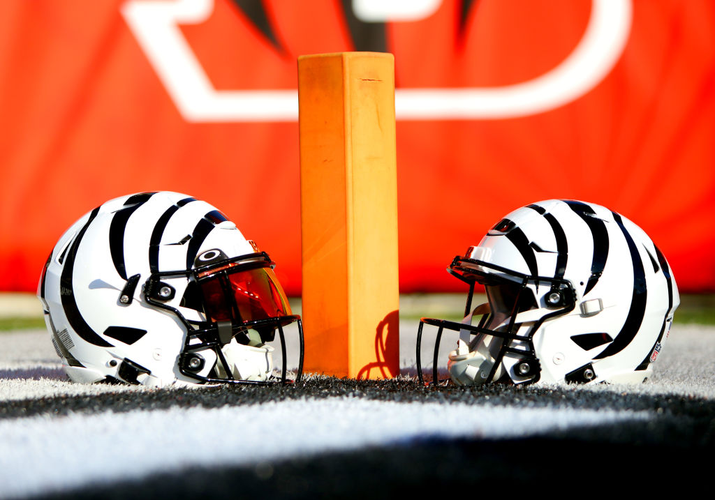Texas HSFB Team Wore Bengals White Helmets First, Has Cooler Mascot ...