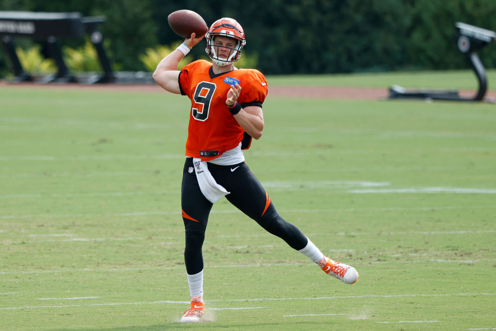 Joe Burrow Gets Frosted With Impressive No. 9 Diamond Necklace | OutKick