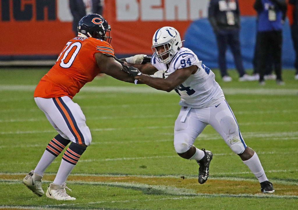 Bears Won't Be Bringing Back Free Agent Offensive Tackle Bobby Massie ...