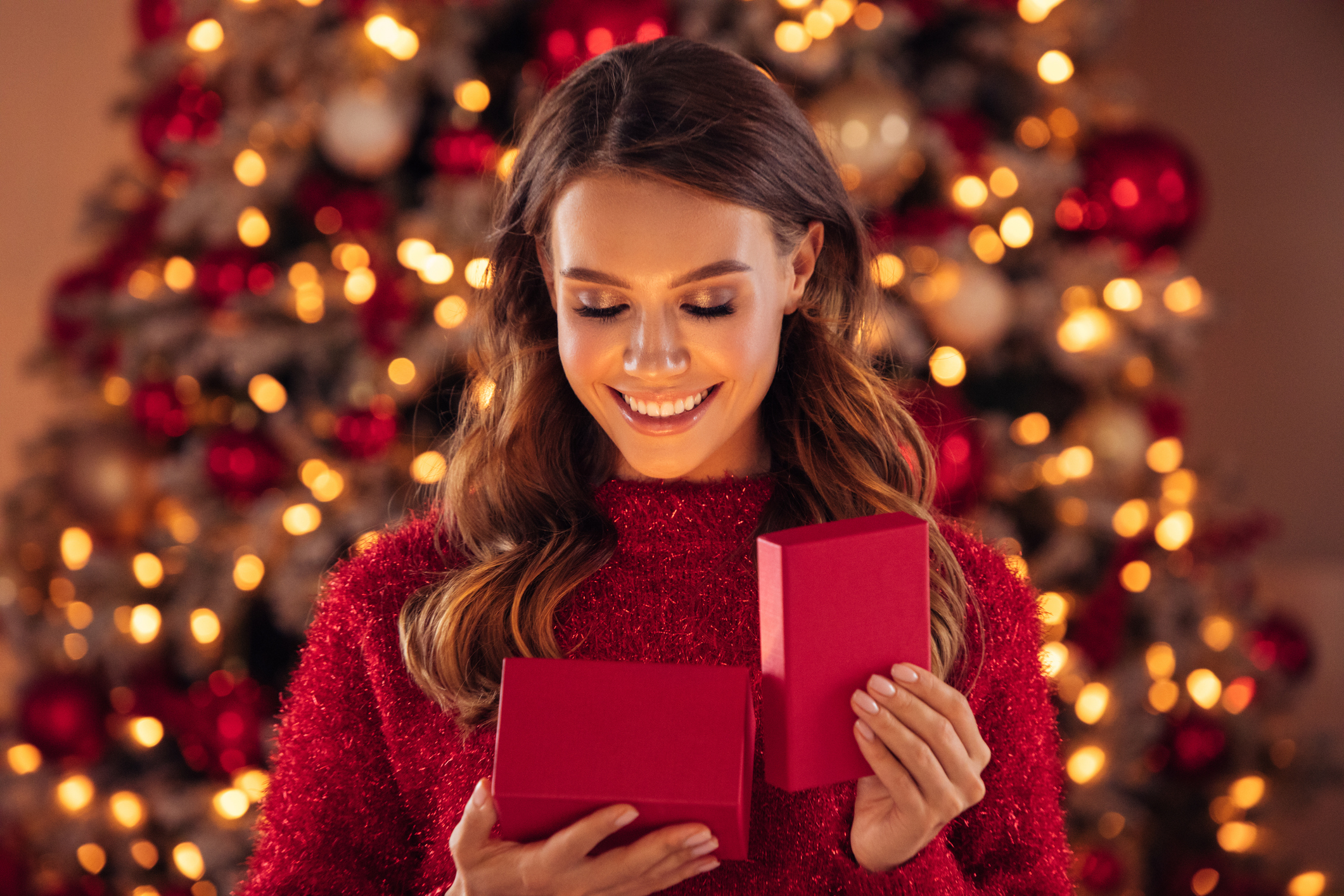 Sydney Sweeney & The Instagram Models Celebrate Christmas, Plus This ...