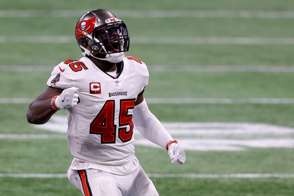 Devin White Drops Innocent, But Curious 'Bounty Gate-esque' Line In ...