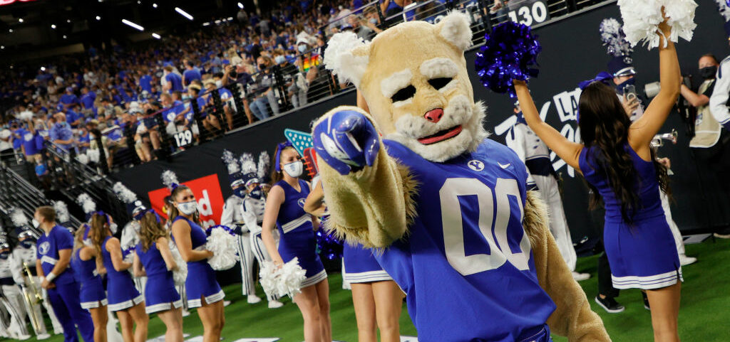 BYU Cougar Mascot 'Cosmo' Blows Minds With Insanely Athletic Stunt ...