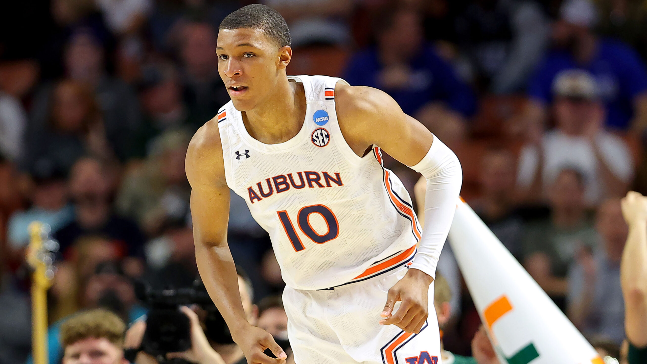 Auburn’s Jabari Smith Jr. Betting Favorite to Go No. 1 in NBA Draft ...