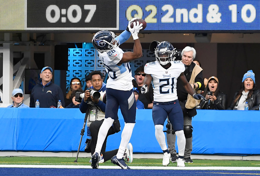 Titans Pull-Off incredible Tag-Team interception | OutKick