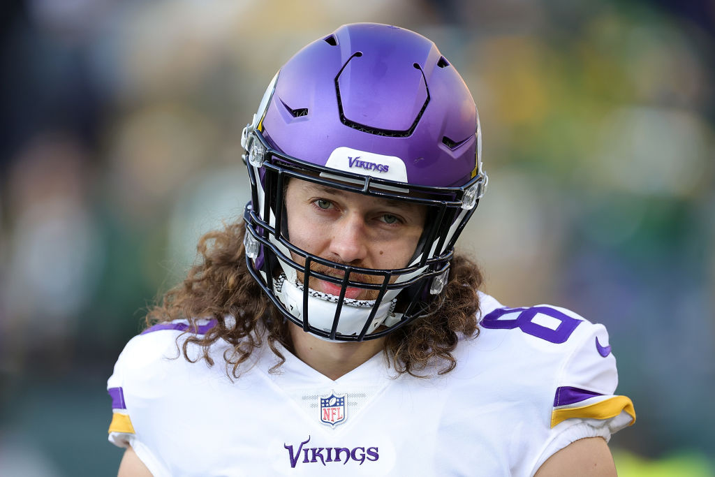 TJ Hockenson Limited At Vikings Camp Due To Ear Infection | OutKick