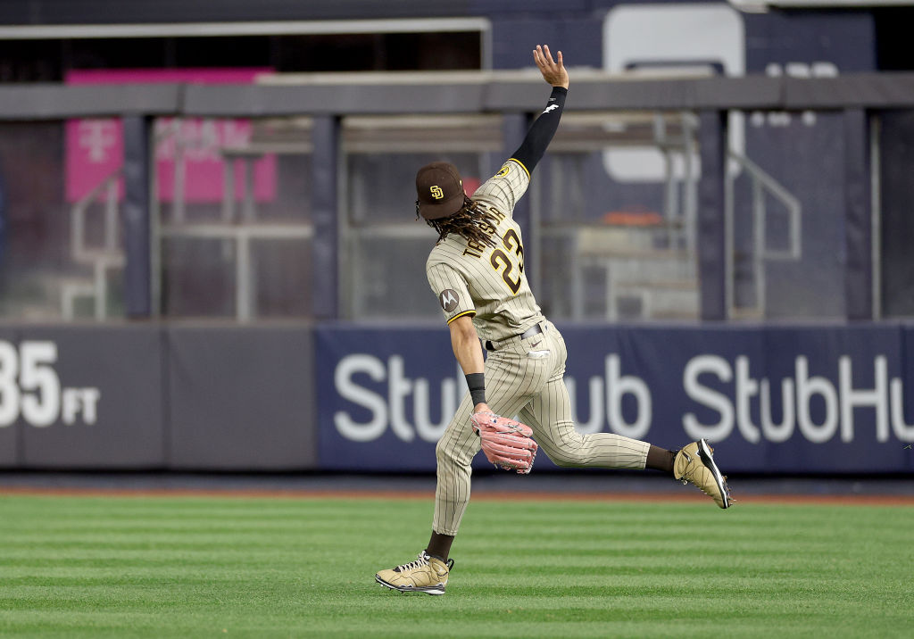 Fernando Tatis Jr 'Plays Conductor' As Yankees Fans Taunt Him | OutKick