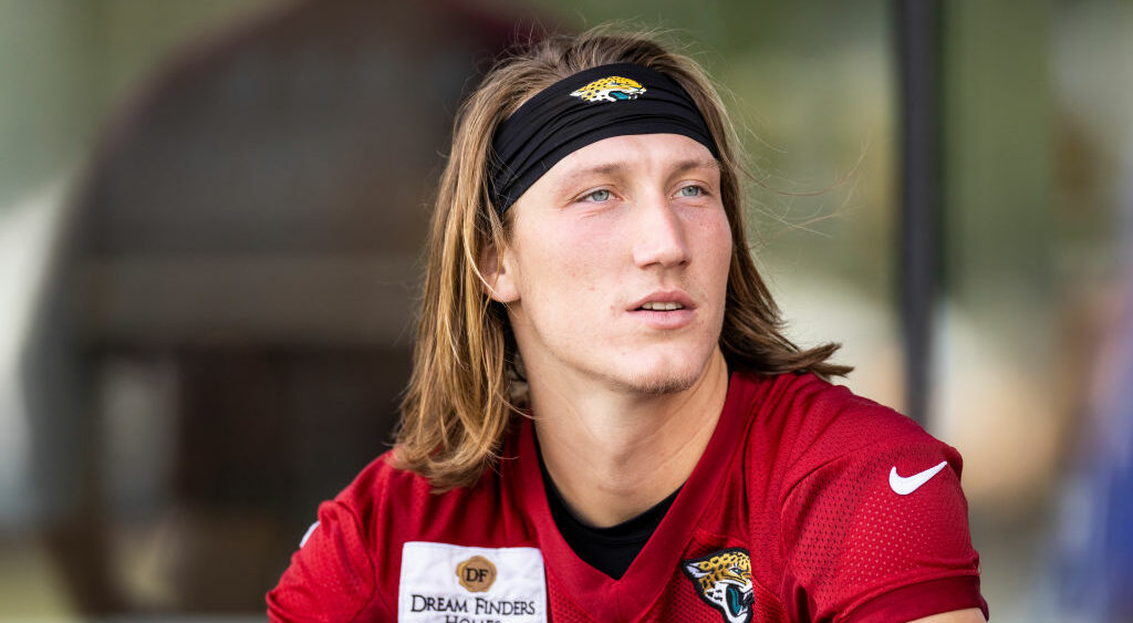 Trevor Lawrence Mic'd Up At Jacksonville Jaguars Practice Reveals That ...