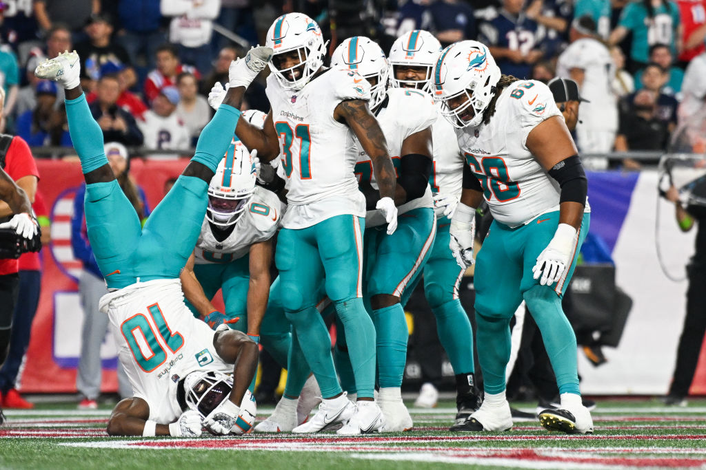 Miami Dolphins Pass Test And Lead AFC East After Beating Bill Belichick ...