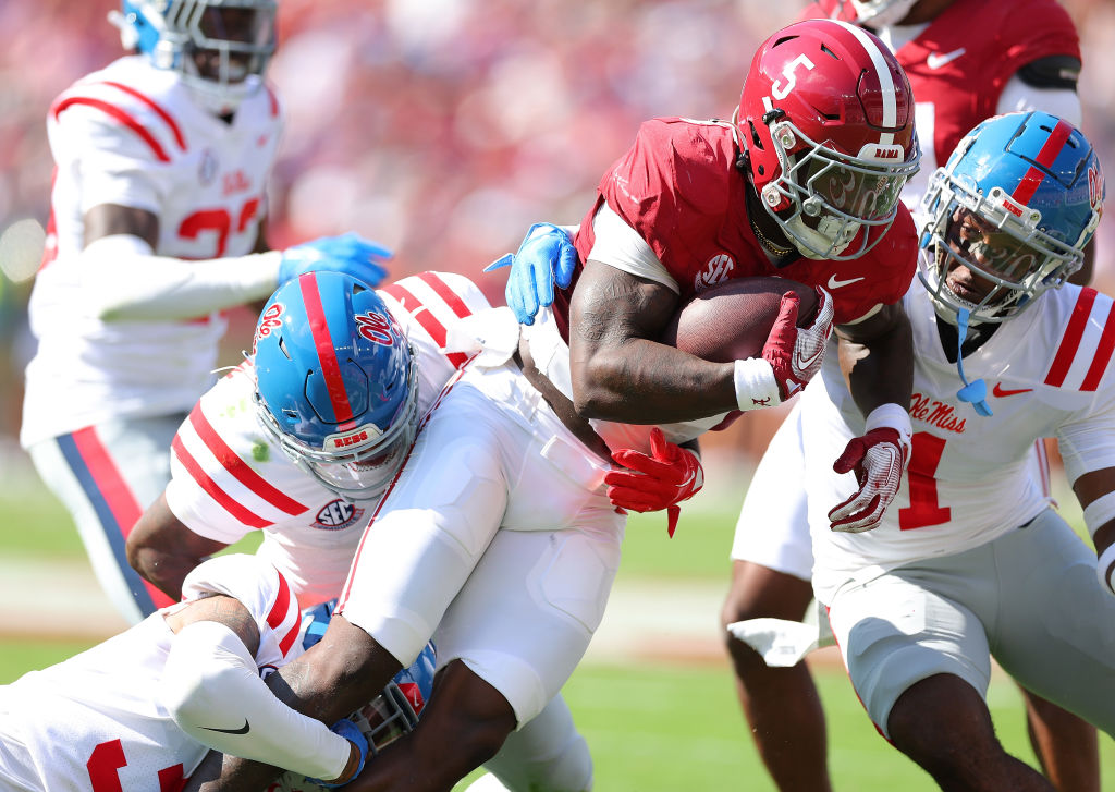 Update: Alabama Keeps 'Dynasty' Alive With Old School Win Over Ole Miss ...