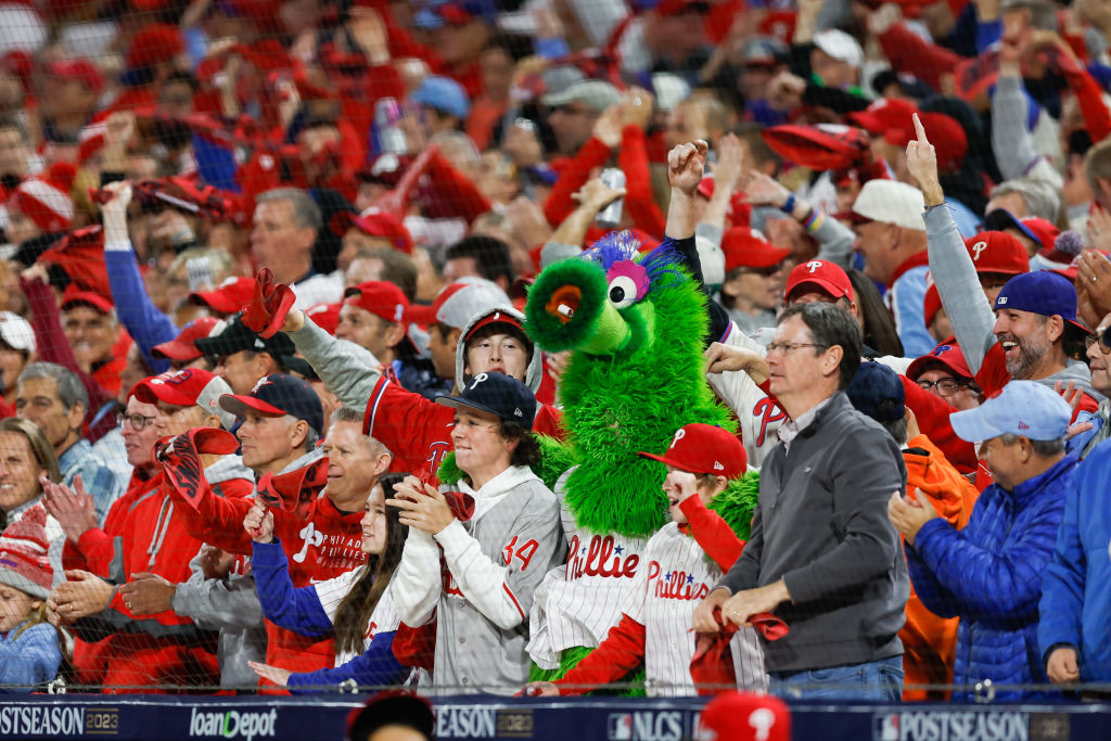 Former MLB Executive Roasts Phillies Fans | OutKick