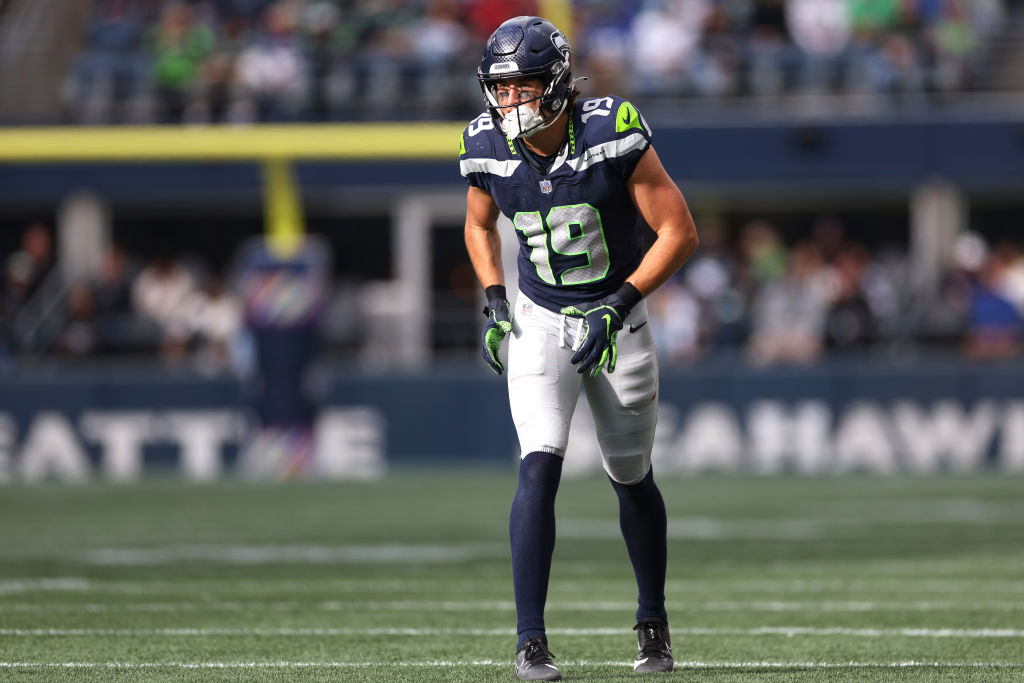 Seattle's Jake Bobo Hauls In Jaw-Dropping TD Catch | OutKick