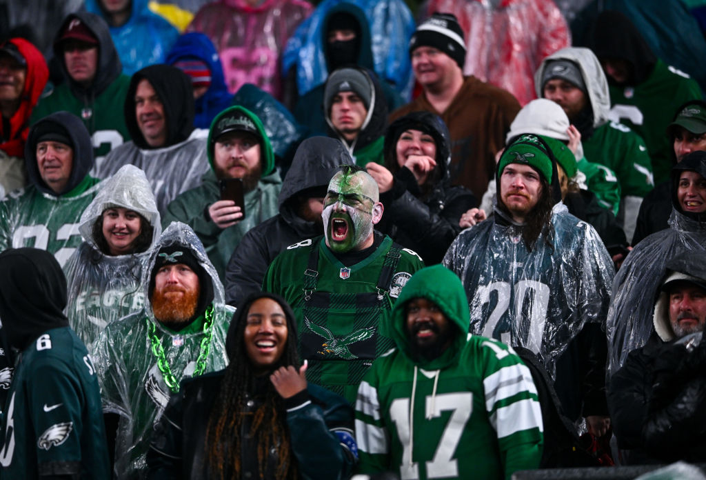 Eagles Seem To Be Annoyed With How Loud Their Fans Are | OutKick