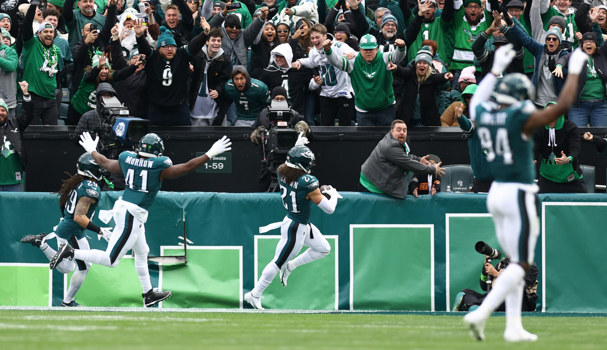 Week 17 NFL Sunday Already Jam-Packed With Crazy-Long Touchdowns | OutKick