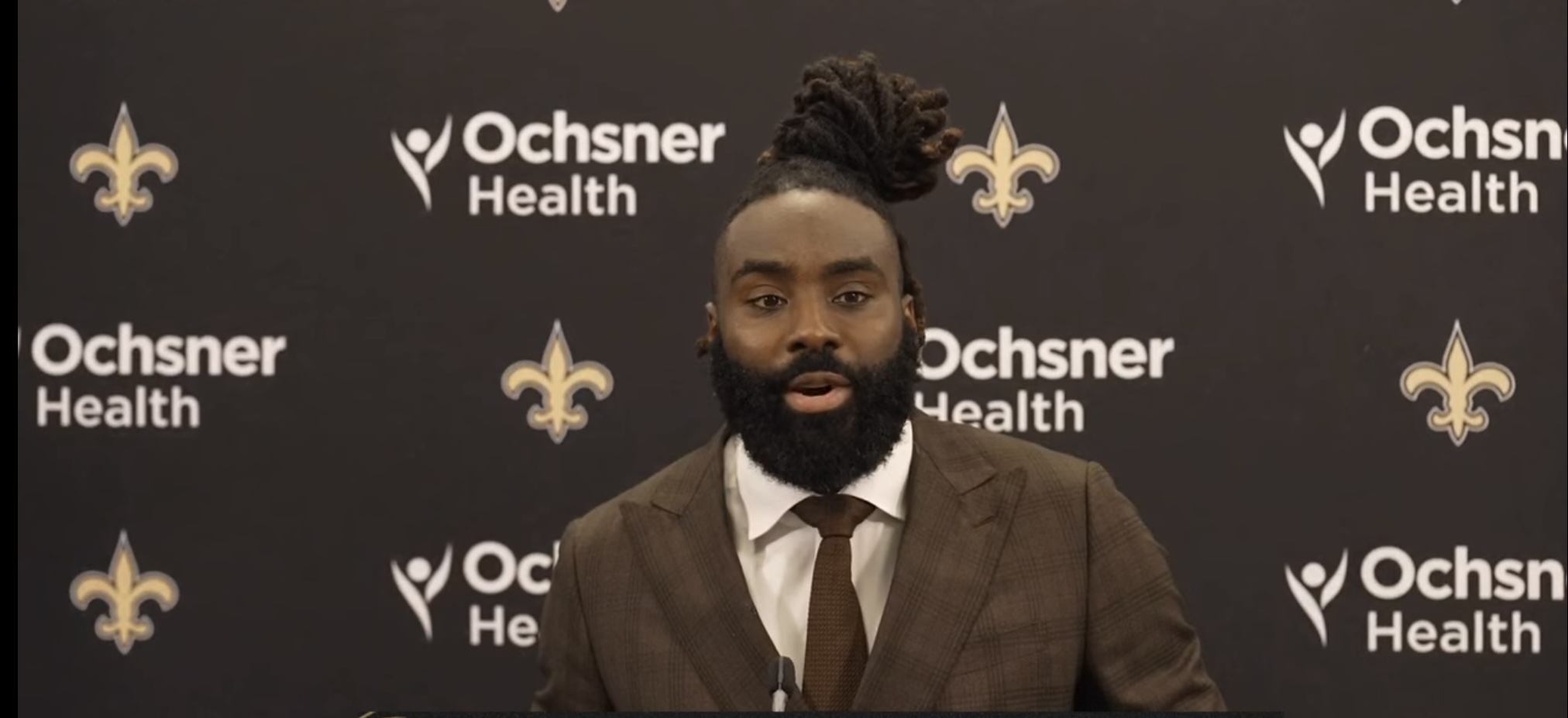 Saints' Demario Davis Turns Press Podium Into Pulpit And His Message Is ...
