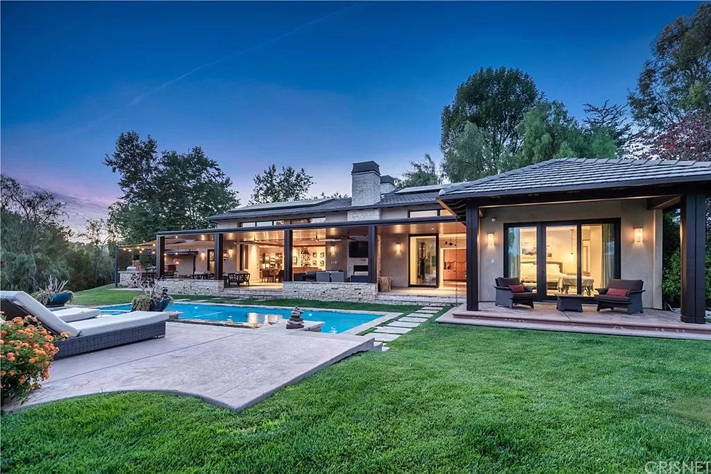 Buy Jared Goff's House With A Par 3 Shootout Setup In The Backyard ...