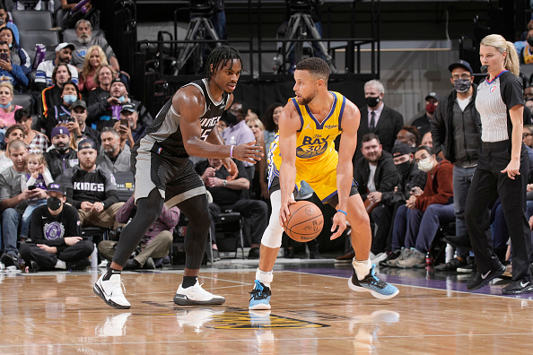 Kings Rookie ‘Amazed’ After Being Tasked With Guarding Steph Curry ...