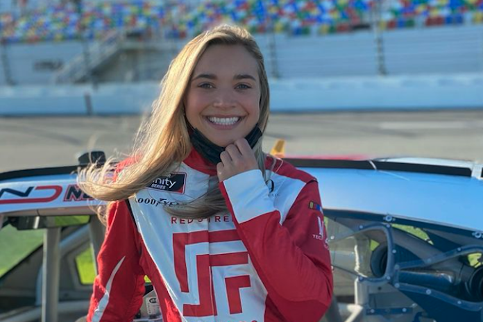 Coco Nadia Bakes Up Vegan Treats, Tiger Still Looking Ripped & College ...