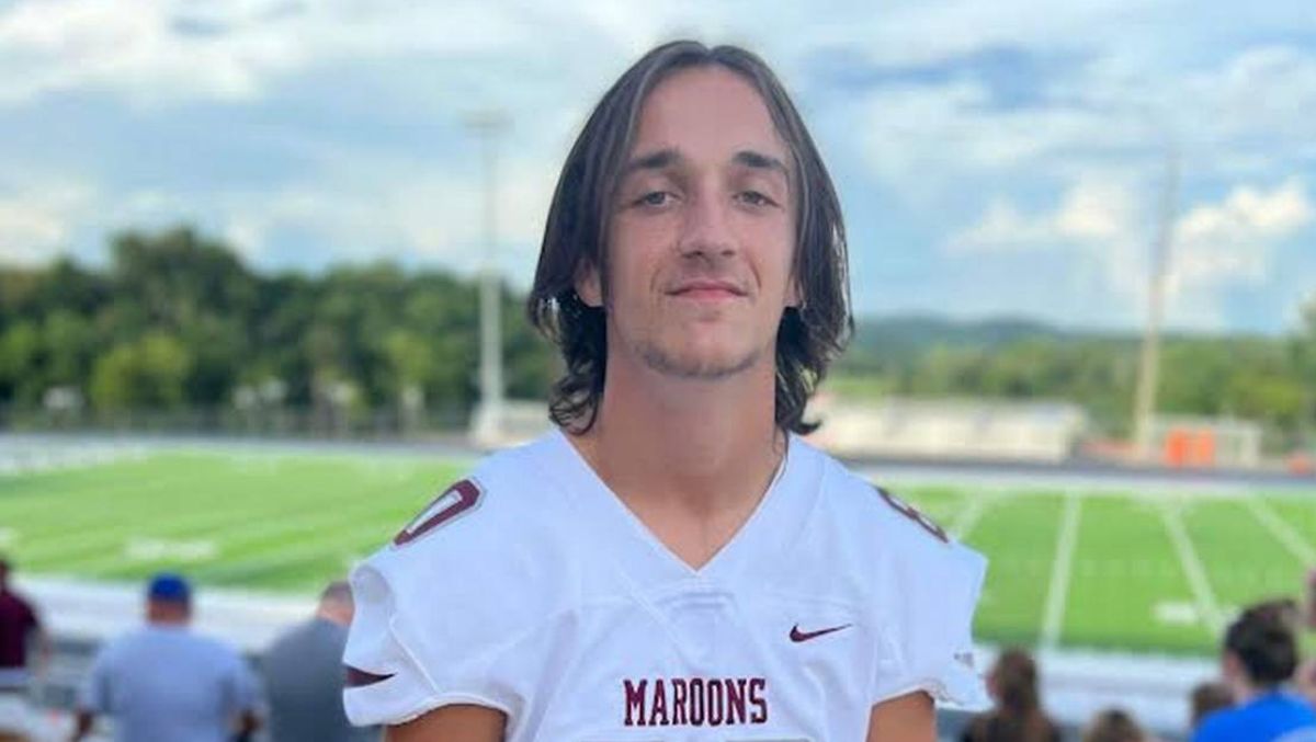 Kentucky H.S. Football Player Tragically Dies After Routine Play ...