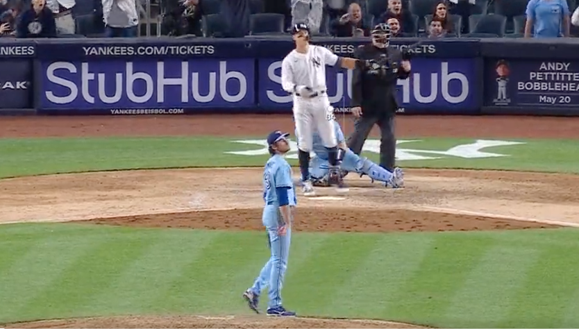 Aaron Judge Hits First Career Walk-Off Homer To Beat The Blue Jays ...