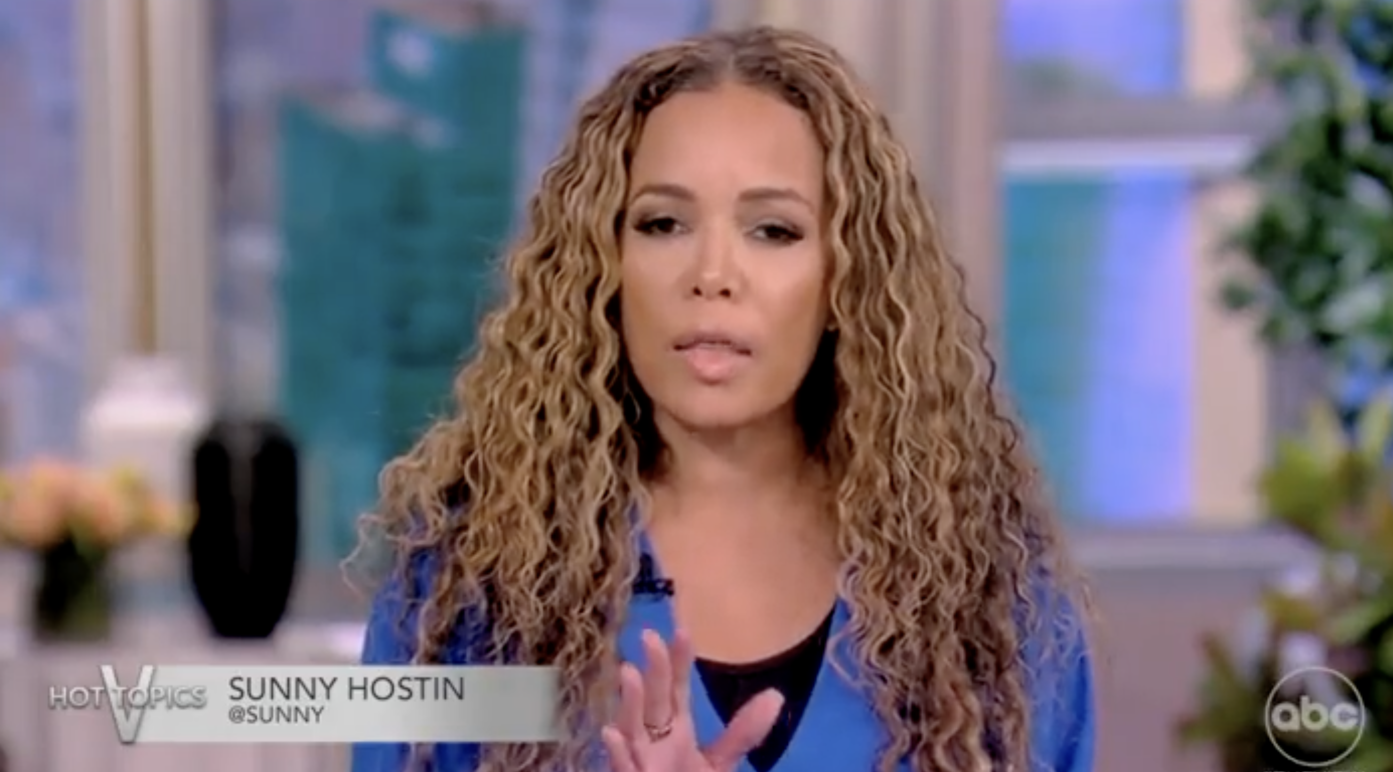 Host On The View Calls White Women 'Roaches' For Voting Republican ...