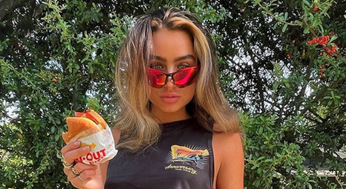 Instagram Star Sommer Ray Is Having A Big Summer, Babe Ruth Rookie Card ...