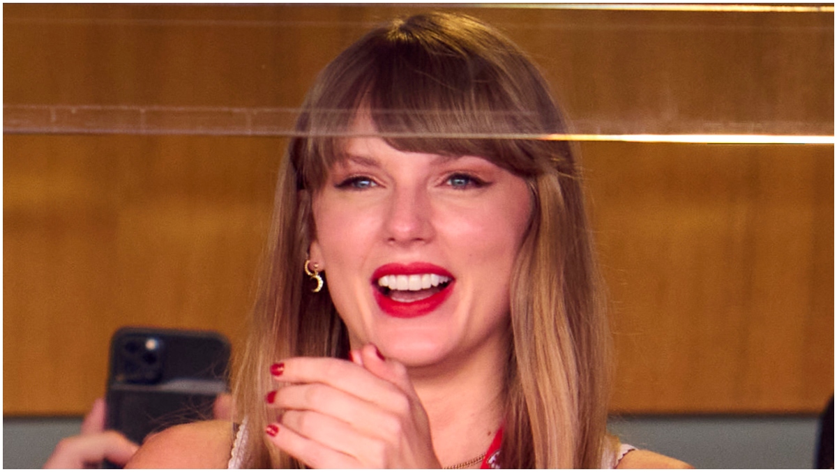 Taylor Swift Allegedly Covers Entire KC Restaurant Tab - outkick