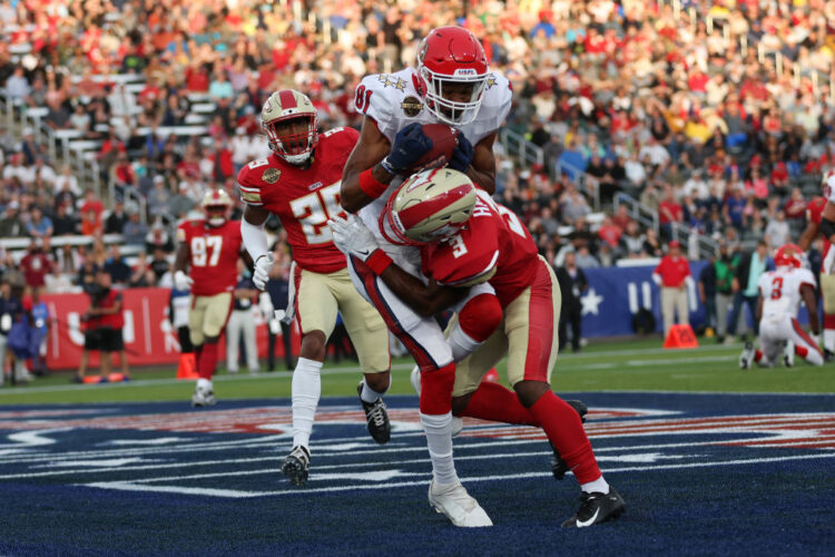 First USFL Touchdown Features Late Hit & No Flag On The Play | OutKick