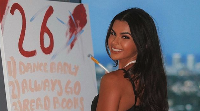 Instagram Star Vicky Palacio Turns 26, A Beautiful Aaron Rodgers