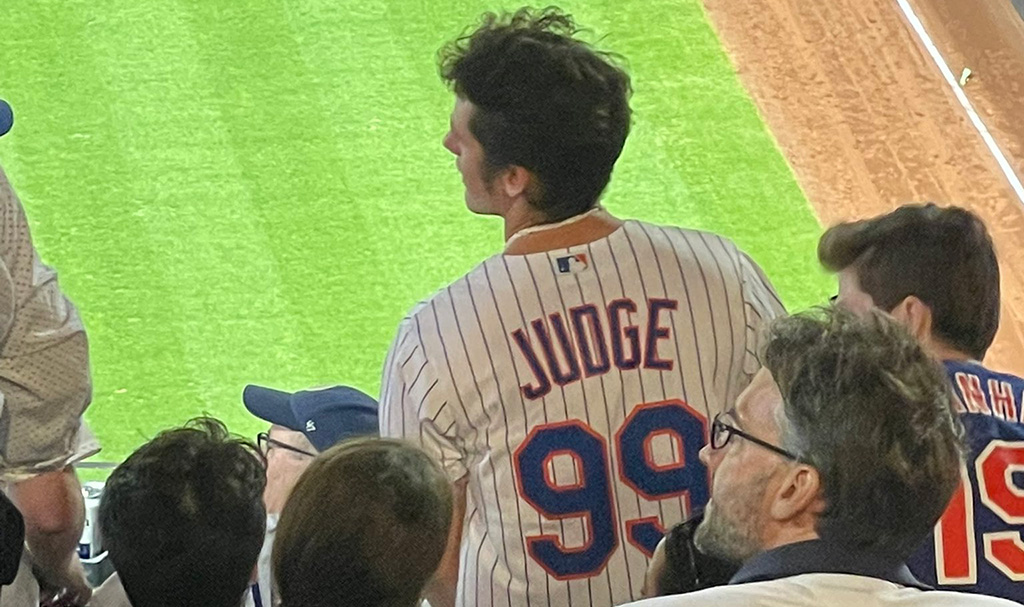 Mets Fans Wearing Aaron Judge Jerseys At Citi Field Sparks Confusion ...
