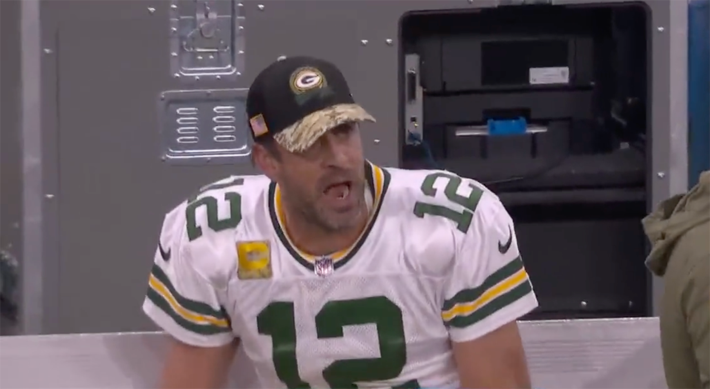 Aaron Rodgers Flips Out On Sideline After Throwing INT Off Of DL's Head ...