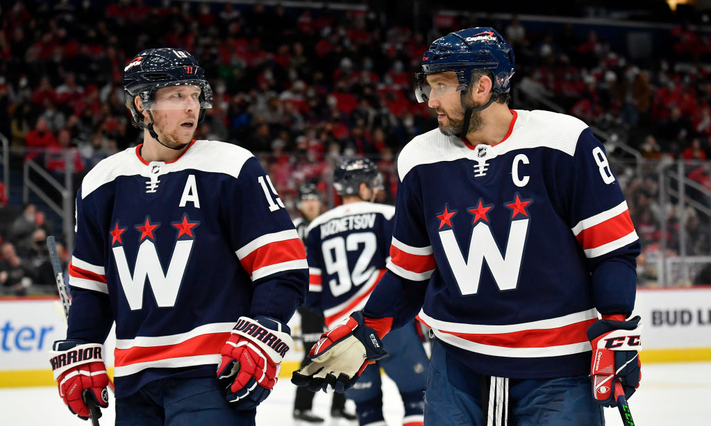 Niklas Backstrom Steps Away From Capitals, Deals Huge Blow To Alex ...