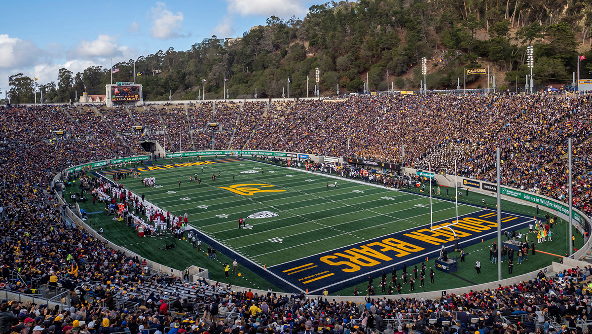 Cal Football Unveils Gorgeous New Turf Field With Disappointing ...
