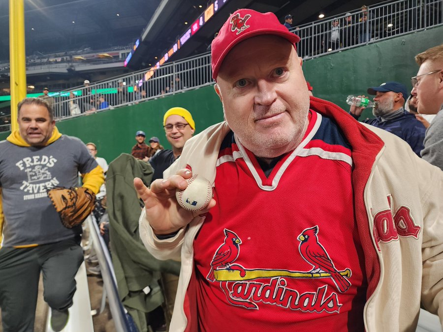 The Fan Who Caught Albert Pujols 703rd Home Run Ball Made A Major ... The Fan Who Caught Albert Pujols 703rd Home Run Ball Made A Major ...