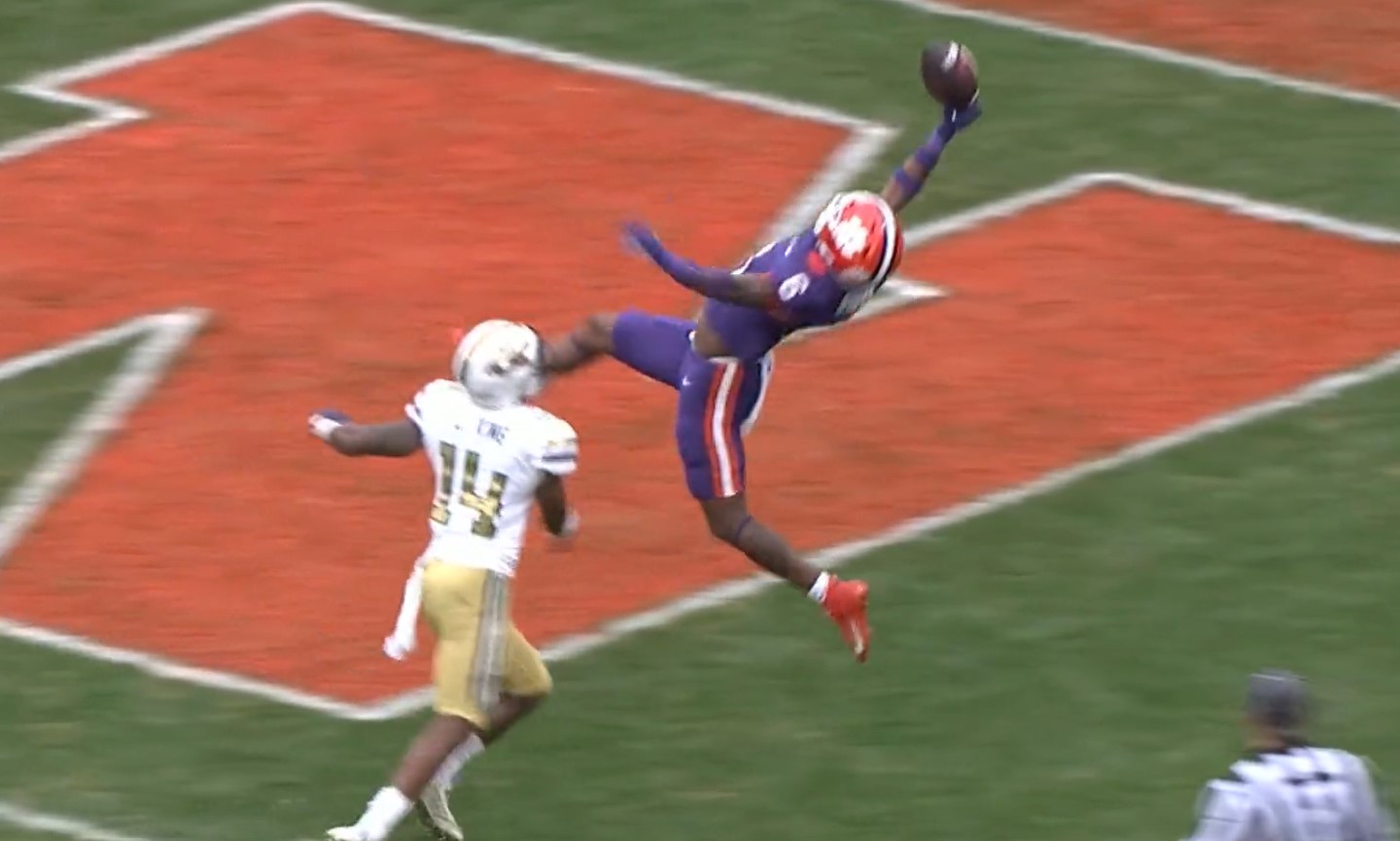 Wide Receiver Highlights Dominate Saturday's Early NCAAF Action | OutKick