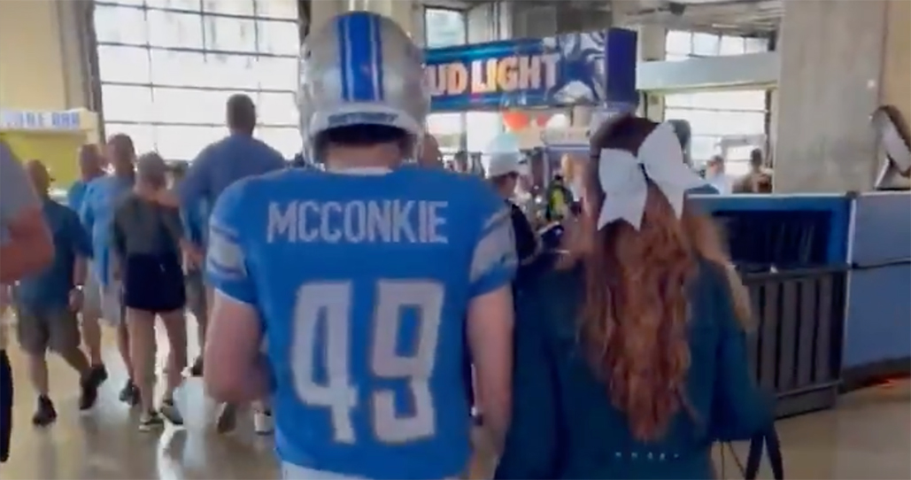 Detroit Lions Fan Wearing A Full Uniform Is Ready To Go If Called Upon ...