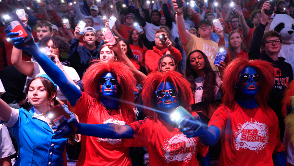 Dayton Fans Hold Massive 'Beer Giveaway' For Students To Drink Free ...