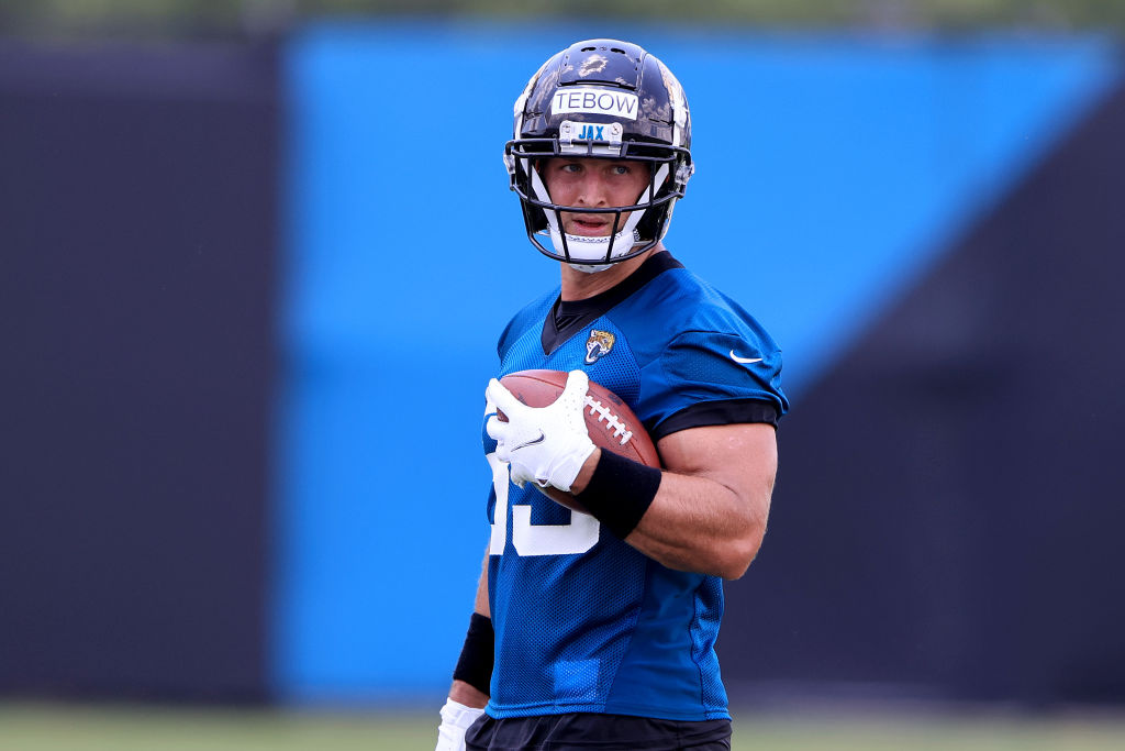 Analyze Tim Tebow Tight End Drill Footage! | OutKick