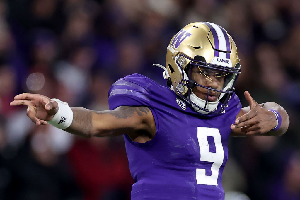 Washington Reaches Playoff By Beating Oregon In Last Pac-12 Game, And ...